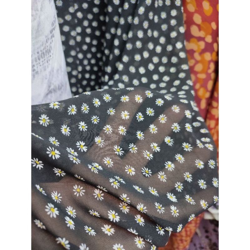 Jual Kain motif bunga kecil bahan sifon lebar 150 | Shopee Indonesia
