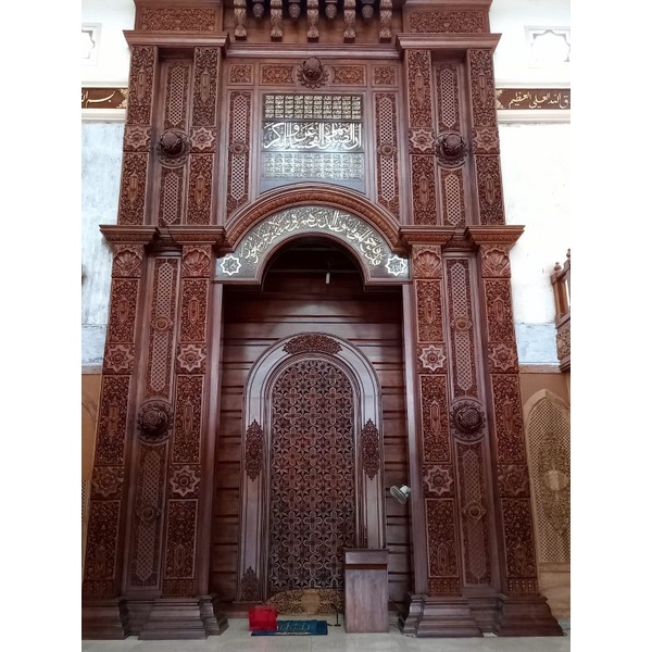 Jual Mihrab Masjid Kayu Jati Ukiran Kaligrafi dan Mihrab Mushola ...