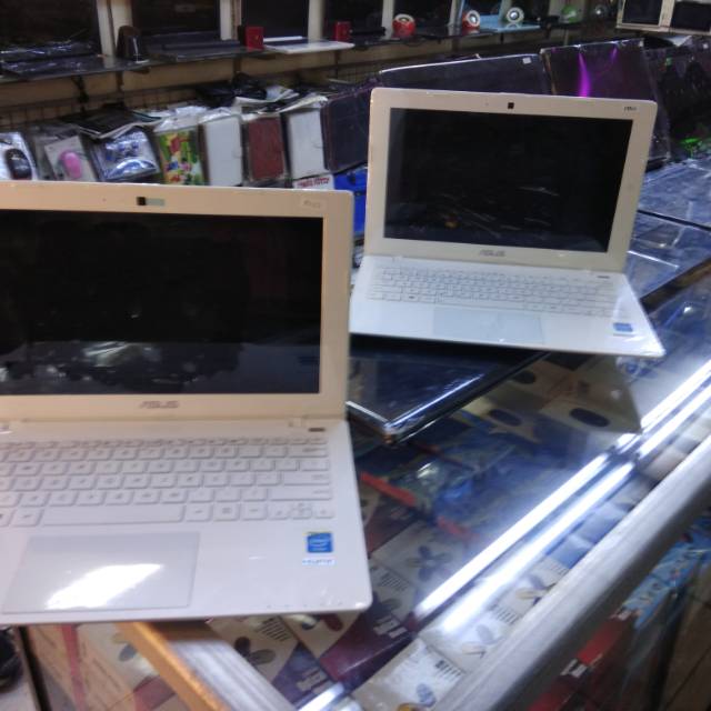 Jual Notebook Asus | Shopee Indonesia