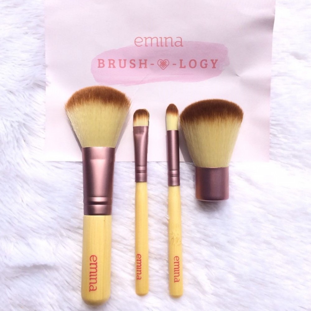 Jual Emina Brush O Logy | Emina Make Up Brush Set | Set Kuas Make Up ...
