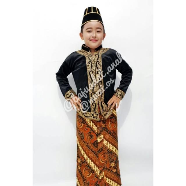 Jual Baju Beskap Bludru Beludru Anak Batita|Paud TK Baju Adat Jawa ... Jual Baju Beskap Bludru Beludru Anak Batita|Paud TK Baju Adat Jawa ...