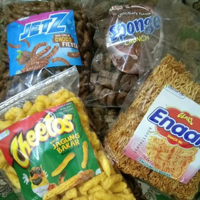 Snack kiloan kemasan 250gr Jetz, Cheetos, Walens, dll. | Shopee Indonesia