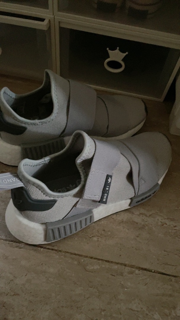 NMD_R1 Strap Shoes | ppgbbe.intranet.biologia.ufrj.br
