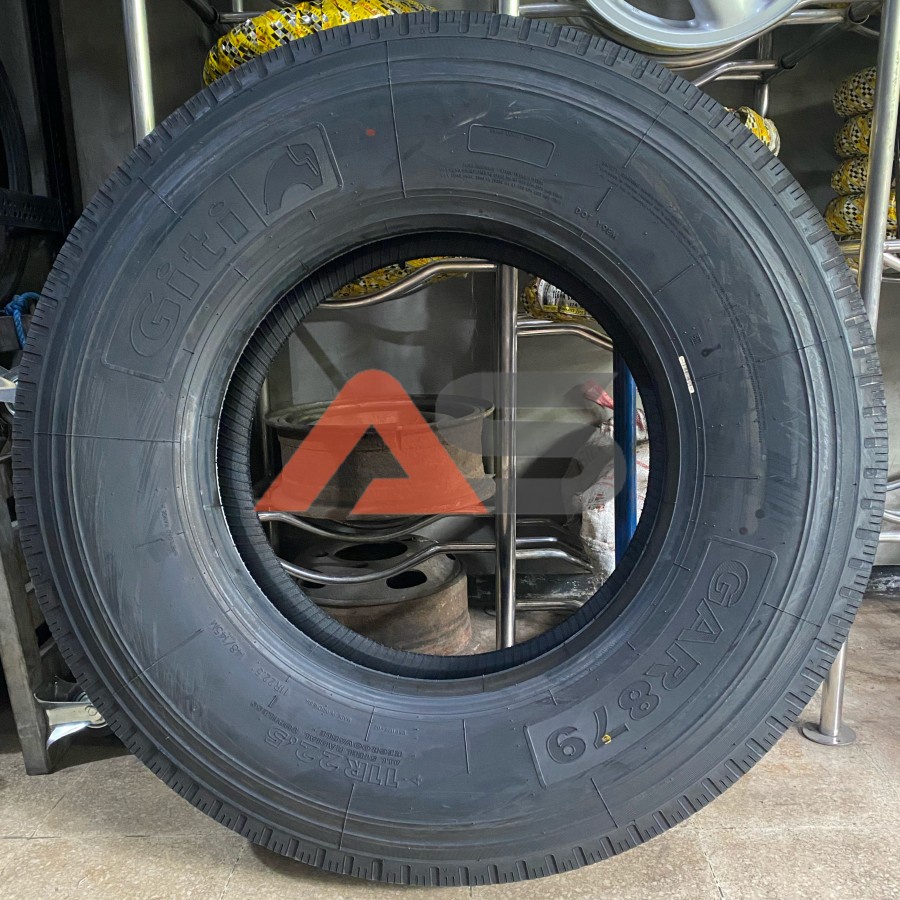 Harga BAN Radial bus 11R22.5 Terbaru Jan 2026 | BigGo Indonesia