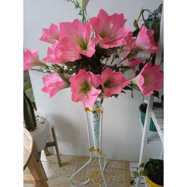 Jual Bunga sudut Amarilis set pot corong | Shopee Indonesia