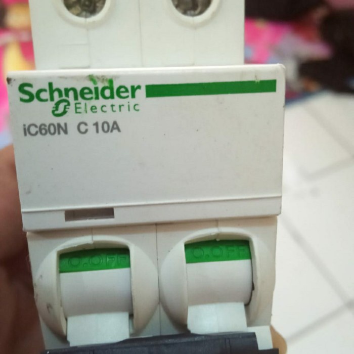 Harga MCB+10+Ampere+Schneider+2+Phase Terbaru Nov 2024 |BigGo Indonesia