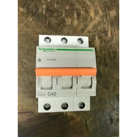 Harga mcb 3 phase 25 ampere Terbaru Okt 2025 | BigGo Indonesia