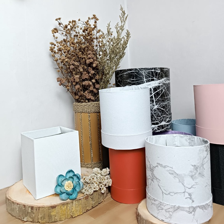 Jual Mini round dan Box kotak Bloom Box Box Bunga / Blooming Box WAJIB ...