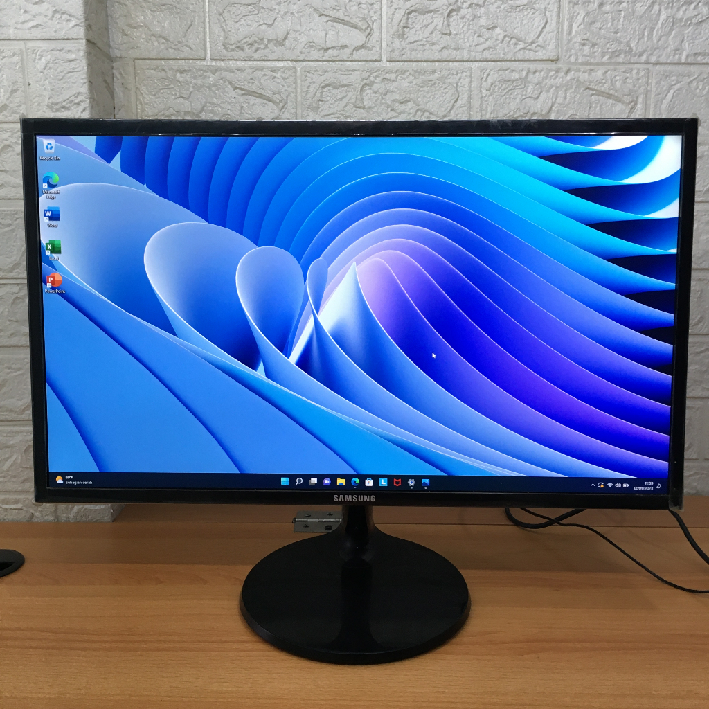 Jual Monitor LED Samsung 24 Inch Full HD Port HDMI | Shopee Indonesia