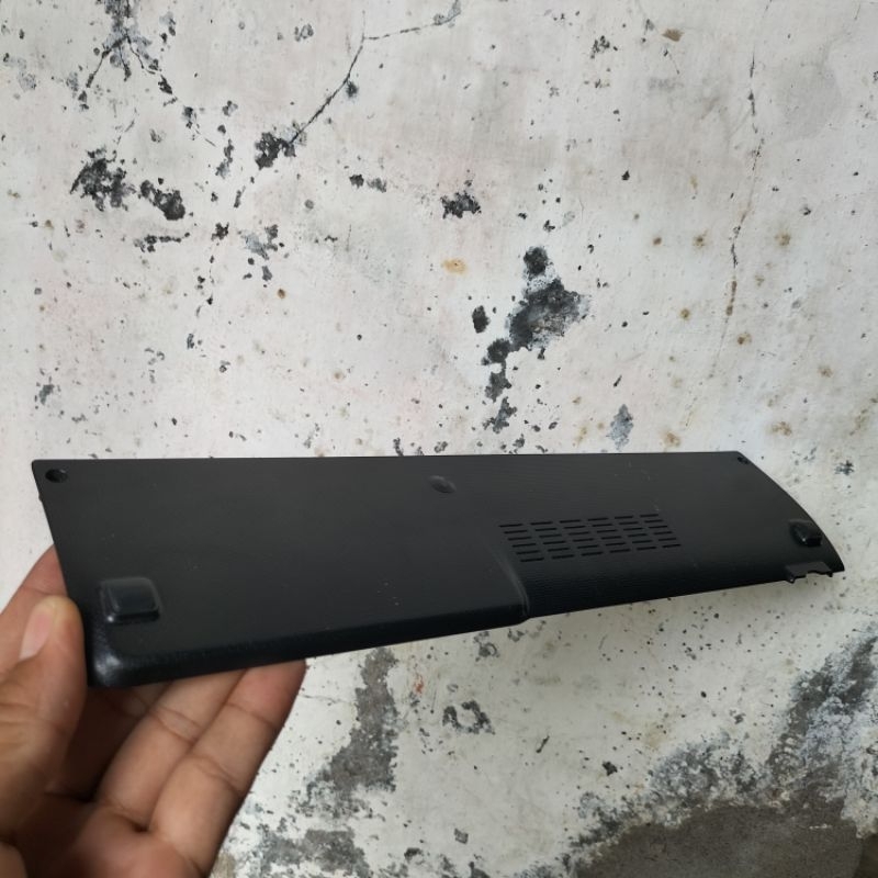 Jual CASING PENUTUP RAM / HARDISK LAPTOP ASUS A43E ORIGINAL COPOTAN ...