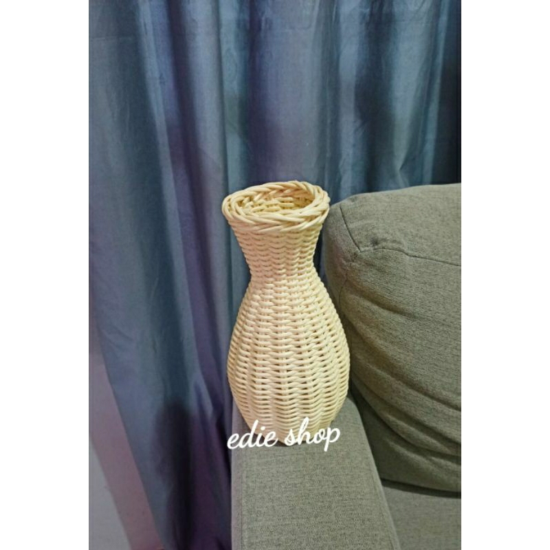 Jual vas bung rotan /vas bunga rattan/vas bunga murah | Shopee Indonesia