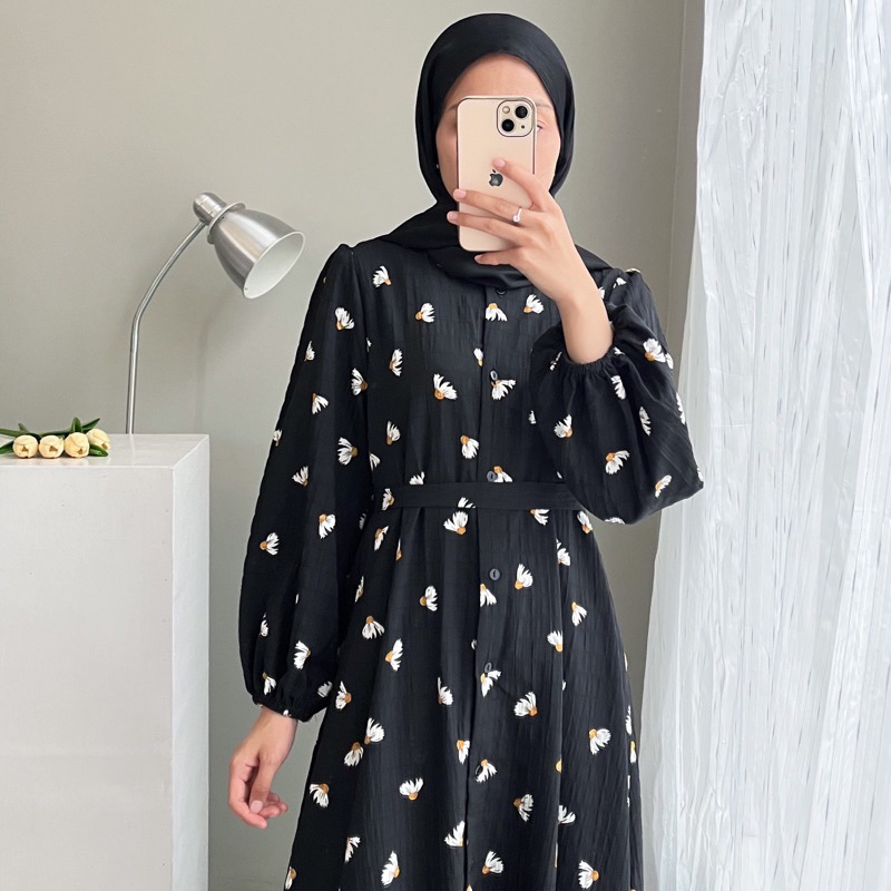 Harga Edmee_outfit Terbaru April 2023 |BigGo Indonesia