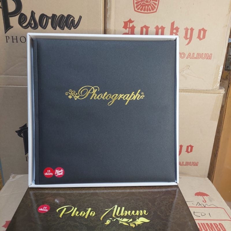 Jual Album foto magnetic Dlx jumbo cover fotografh exclusive 33x33cm/ album foto pernikahan ...