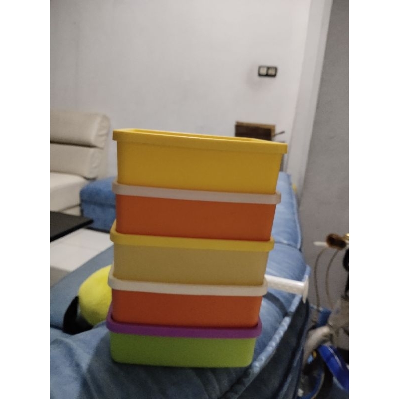 Harga tupperware tempat makan dewasa Terbaru Okt 2024 |BigGo Indonesia