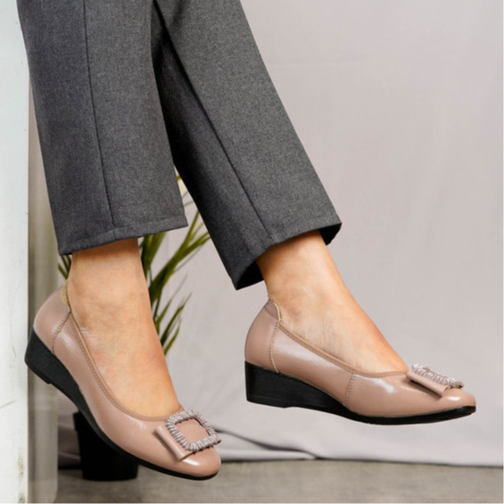 Belanja Pollux Monday WDQ 8588 - Sepatu Kerja Wedges | Sepatu Kulit ...