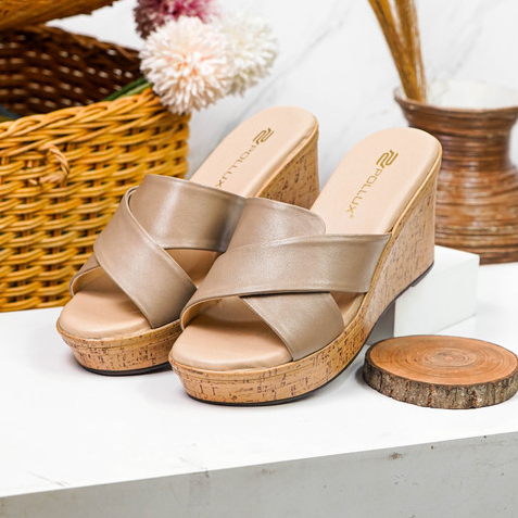 Belanja Pollux Bold WPOKT 32 - Sandal Wedges Wanita Kekinian Terbuat ...