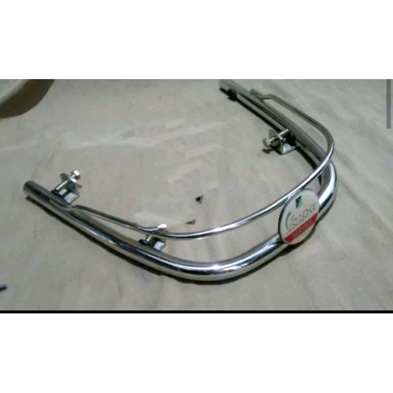 Harga Vespa GTS List Terbaru Des 2024 |BigGo Indonesia