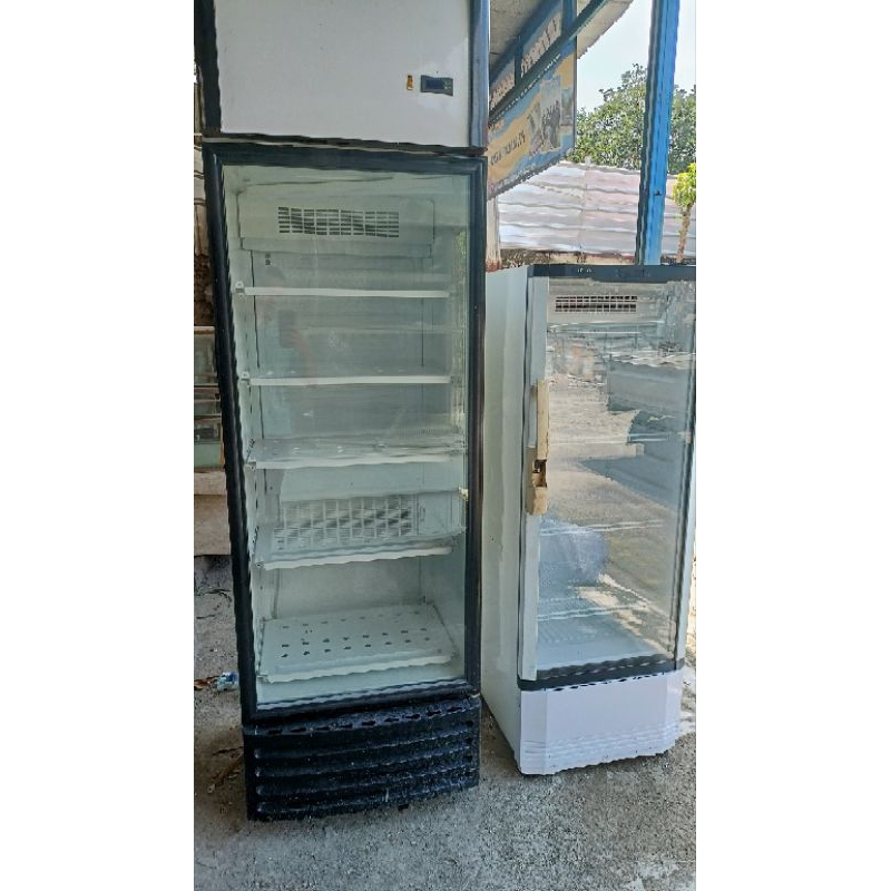 Harga Showcase 1 Pintu Terbaru Des 2024 |BigGo Indonesia