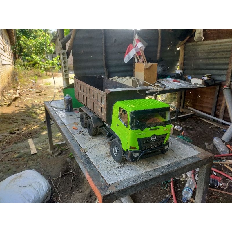 Harga tronton rc Terbaru Sep 2024 |BigGo Indonesia