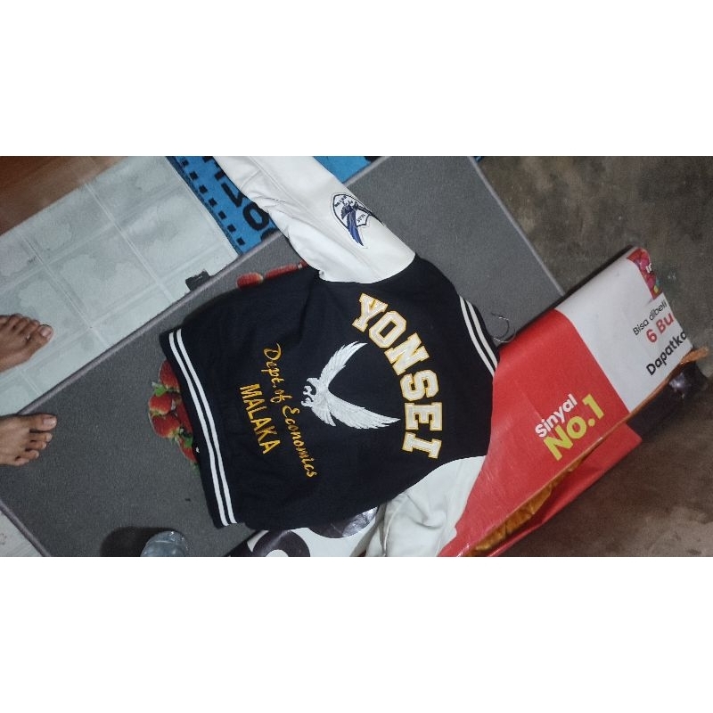 Harga Varsity Yonsei Terbaru Jan 2026 | BigGo Indonesia