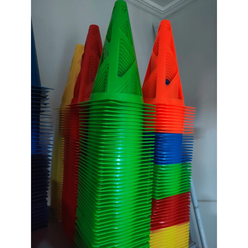 Harga Cone Segitiga Terbaru Jan 2025 | BigGo Indonesia