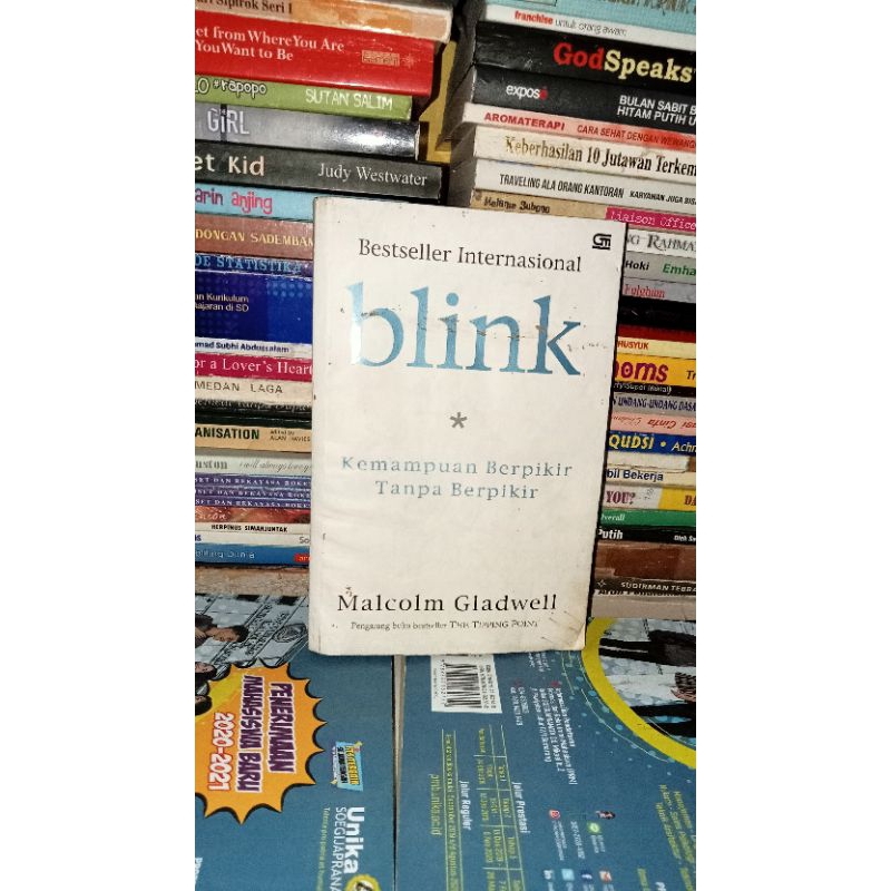 Harga Buku Blink Malcolm Gladwell Original Terbaru Okt 2024 |BigGo ...