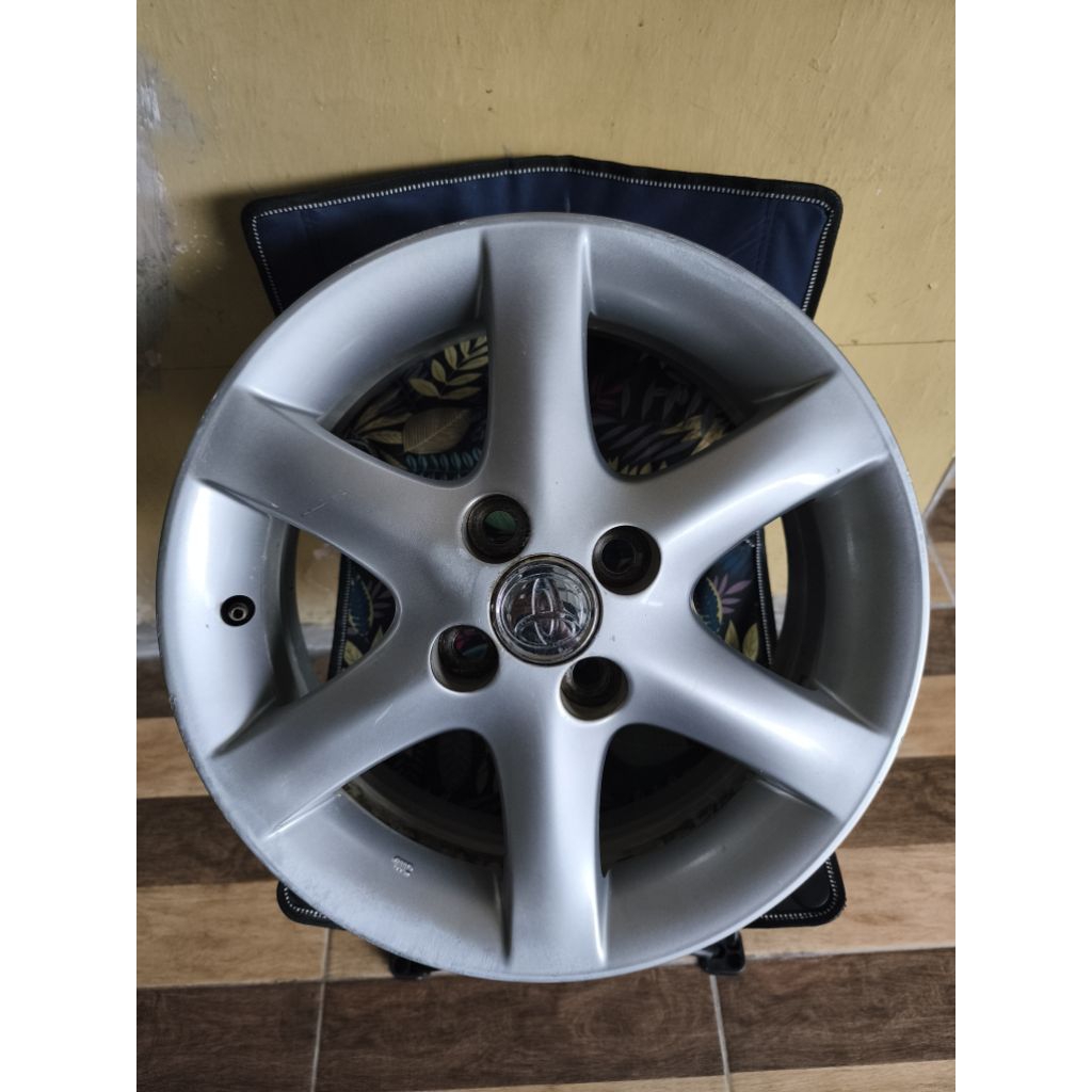 Harga velg toyota altis Terbaru Okt 2025 | BigGo Indonesia
