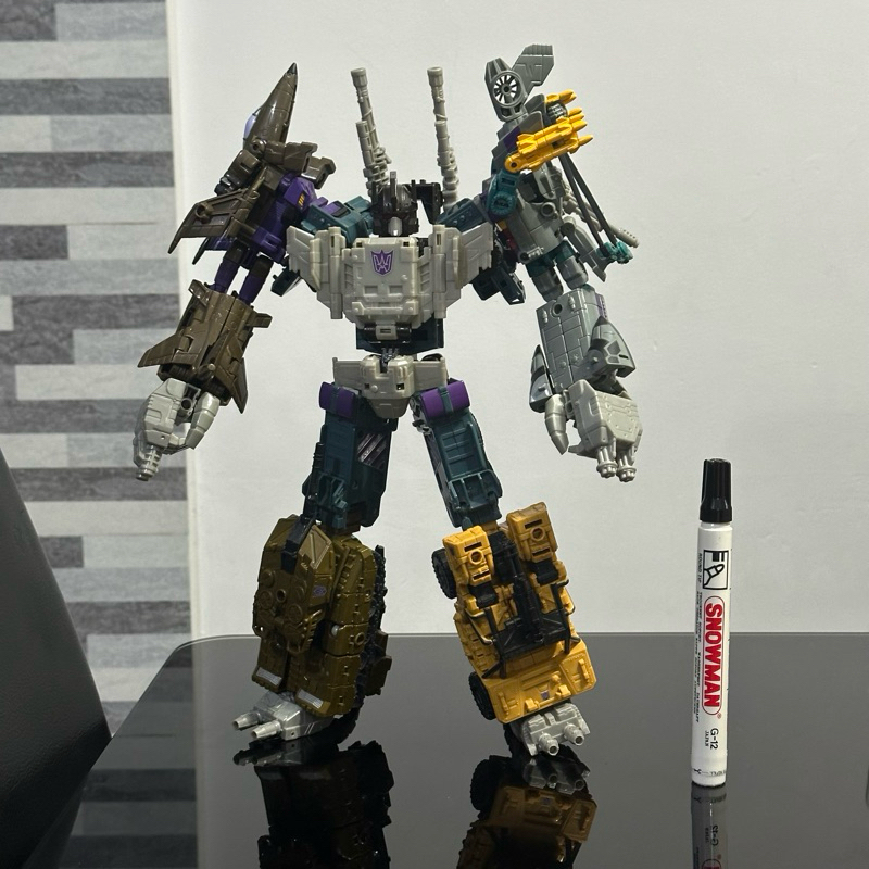 Harga Transformers combiner wars Terbaru Jan 2025 |BigGo Indonesia