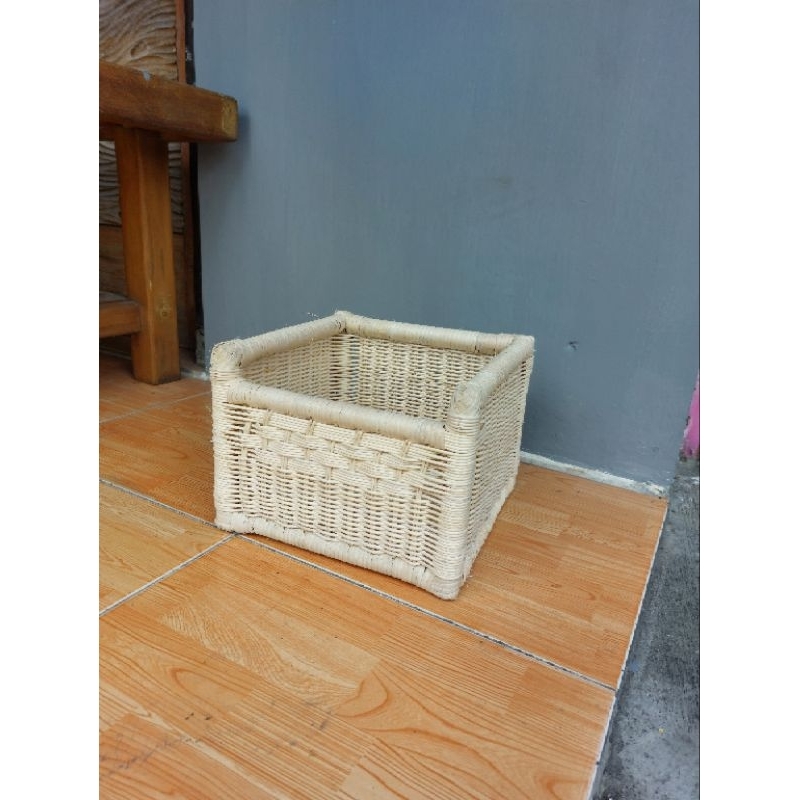 Harga Rotan BOX Square Terbaru Agt 2025 | BigGo Indonesia