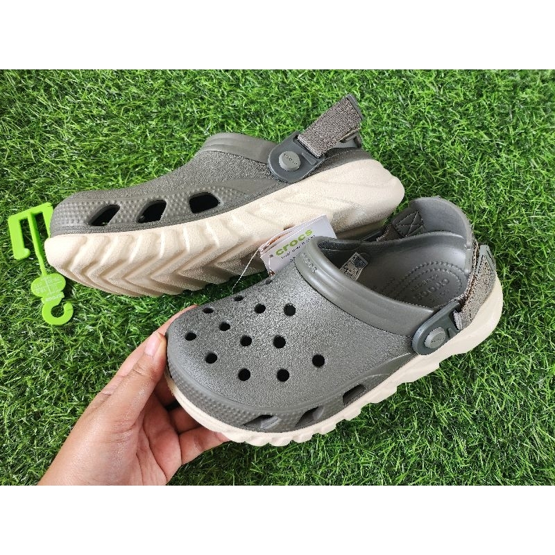 Harga crocs pria jibbitz Terbaru Jun 2026 | BigGo Indonesia