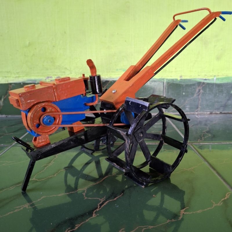 Harga Traktor Sawah Miniatur Terbaru Mei 2025 | BigGo Indonesia