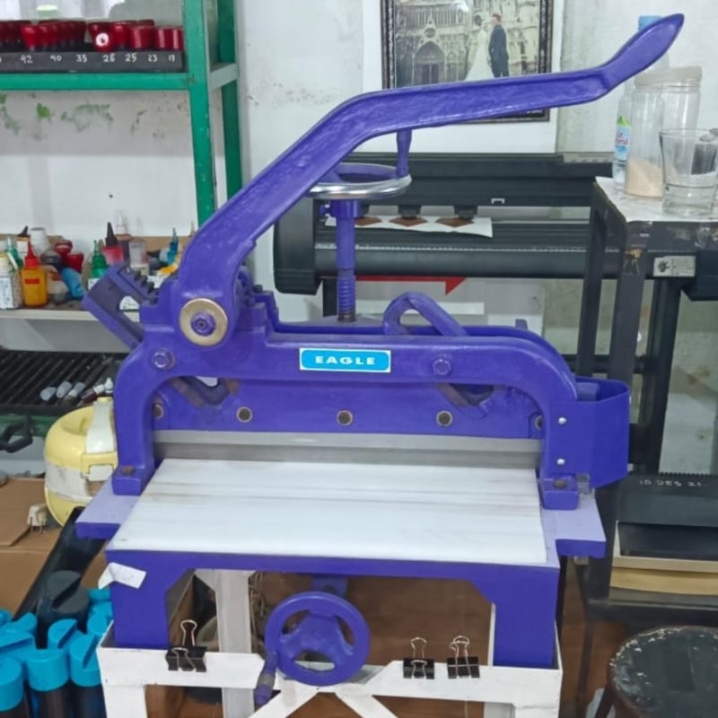 Harga Pemotong Kertas Eagle Terbaru Okt 2025 | BigGo Indonesia