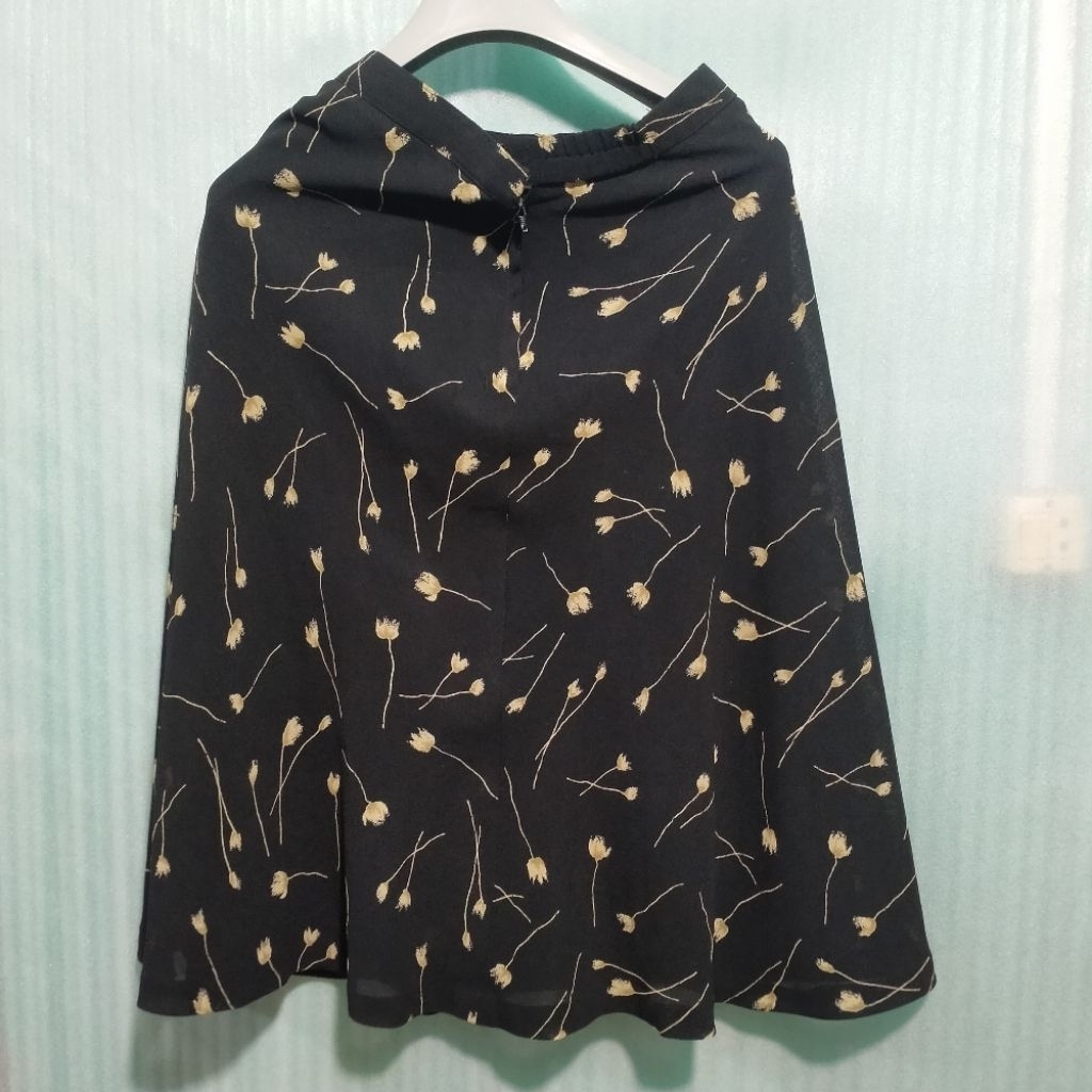 Harga mawar hitam tangkai Terbaru Jun 2026 | BigGo Indonesia