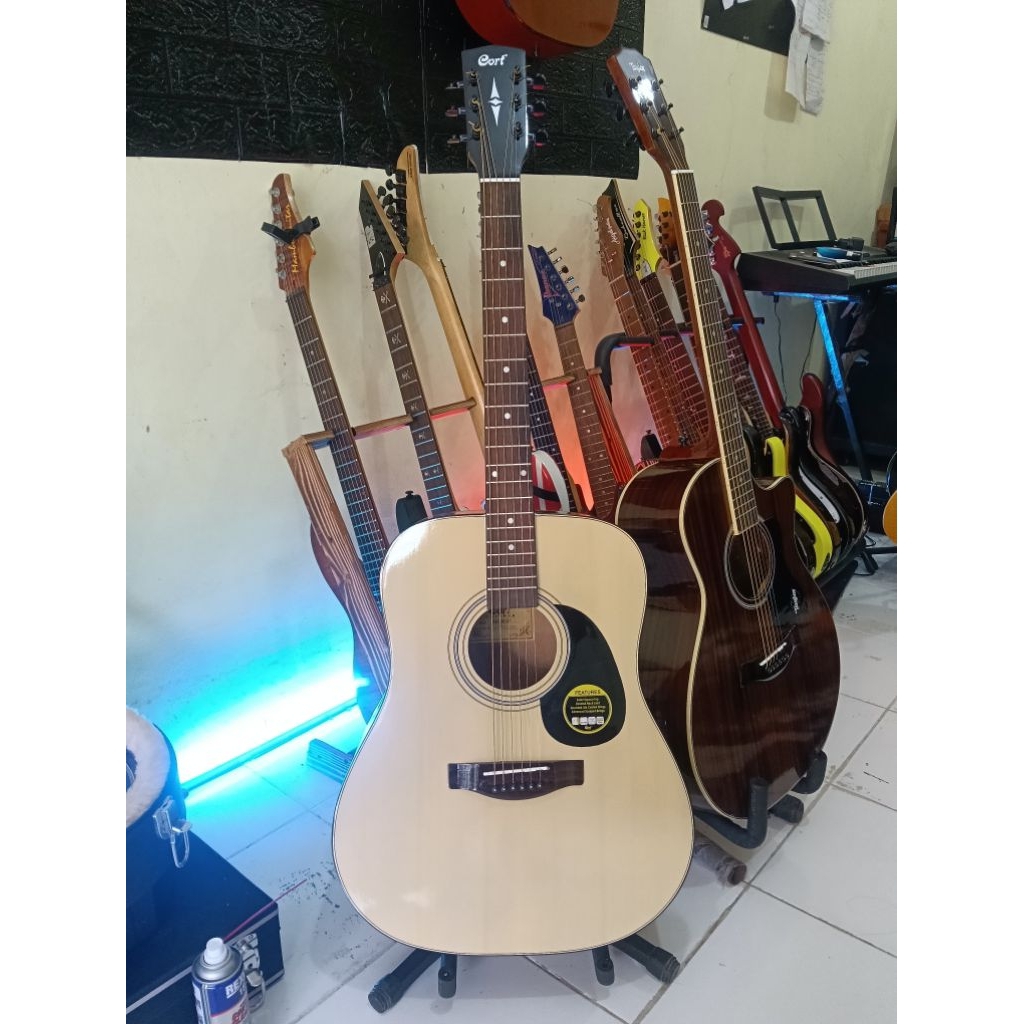 Harga Gitar Akustik Cort Terbaru Jun 2026 | BigGo Indonesia