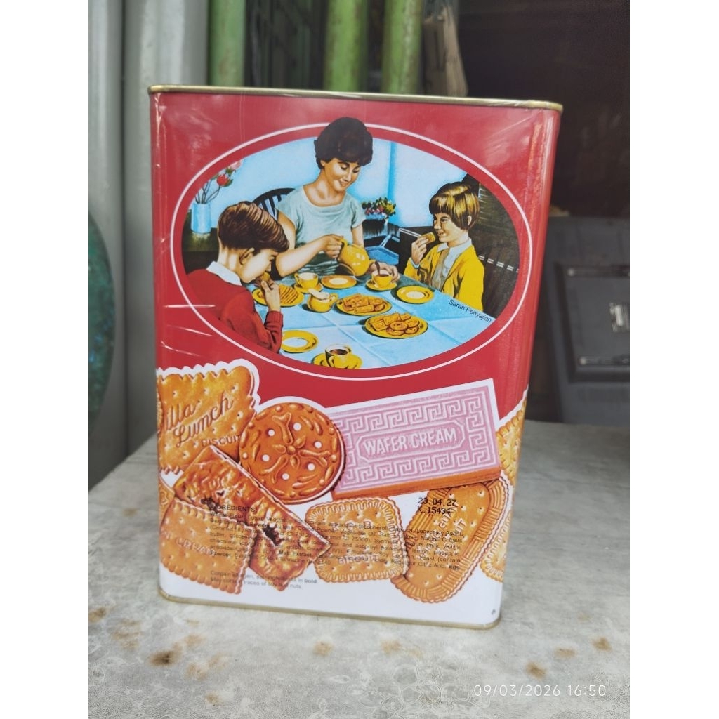Harga Biscuit Kaleng Khong Guan Terbaru Mei 2026 | BigGo Indonesia