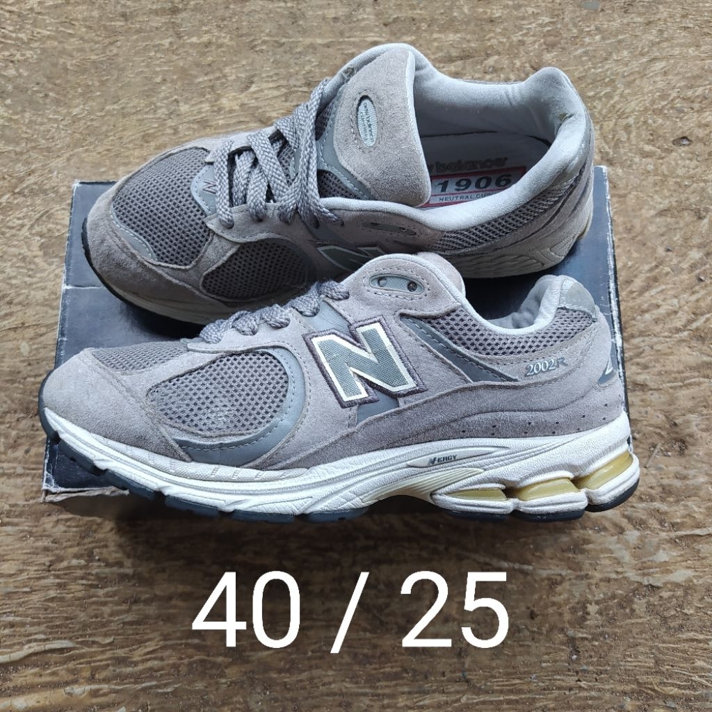 Harga new balance 2002r second Terbaru Jun 2026 | BigGo Indonesia