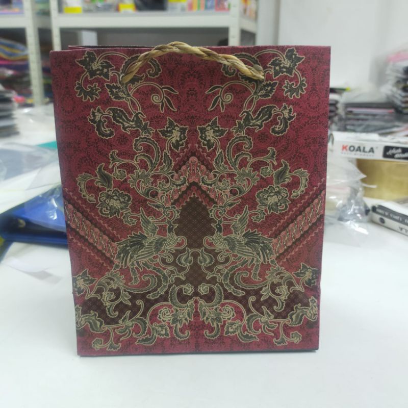 Jual paper bag batik besar 30x40 satuan | Shopee Indonesia