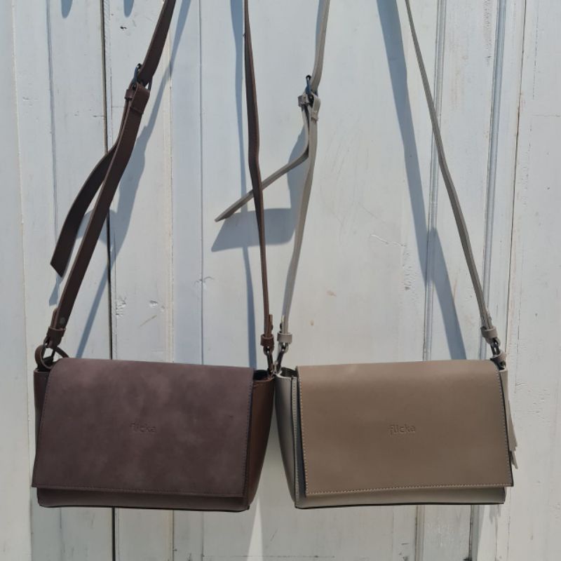 Jual Sling Bag Flicka W 282 ( Free Dust Bag ) | Shopee Indonesia