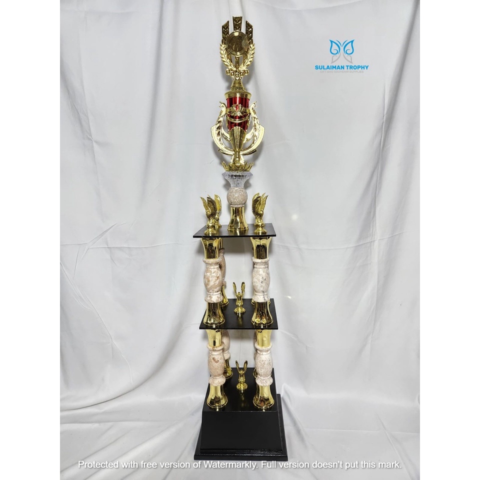 Jual Piala Trophy Kaki 8 Onic Tinggi Satuan dengan tulisan logo pita ...