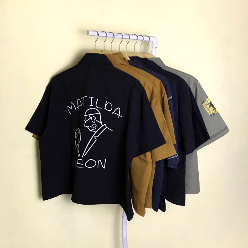 Jual READY!! CROPPED & BOXY FIT SHIRT SECOND LIKE NEW!!BACA DESKRIPSI ...