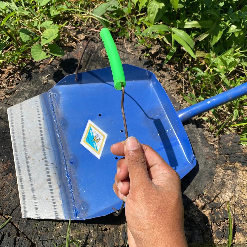 Jual Skop Ember Serok Pasir Kali Bahan Plat Baja Ringan Kuat - Singkup ...