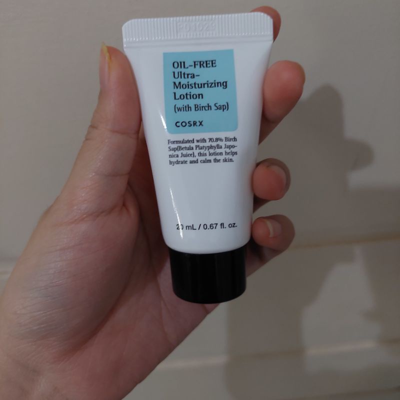 Jual COSRX MOISTURIZER OIL FREE ULTRA TRAVEL SIZE(PRELOVED) | Shopee ...