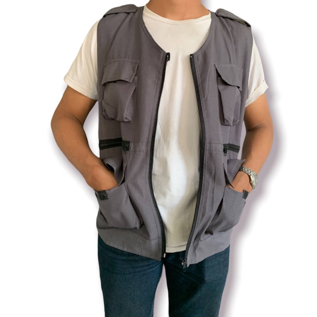 Jual Rompi Tactical Lapangan Banyak SAku - Celanabdg | Shopee Indonesia