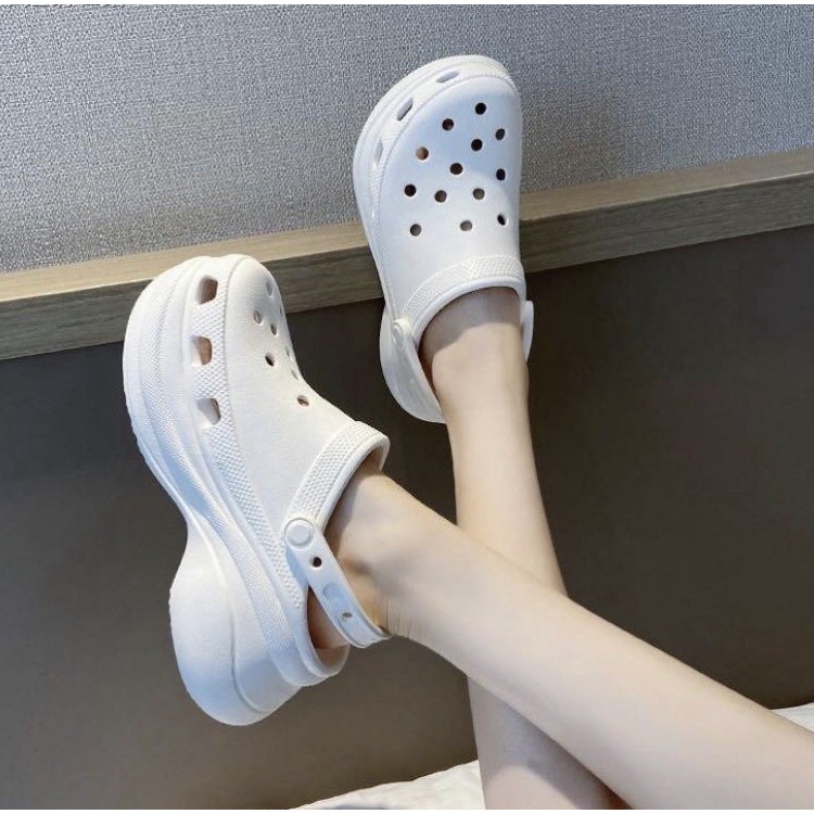 Jual Sandal Wanita Slip On Baim Fuji Polos Viral Jibbitz Sandal CROCS ...