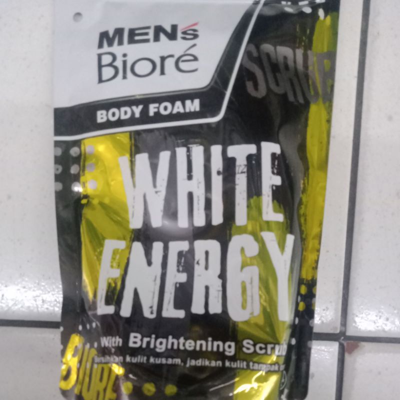Jual Biore white energy with brightening scrub 450ml | Shopee Indonesia