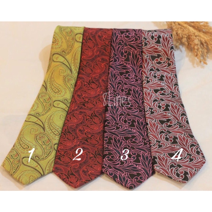 Jual Dasi motif Batik HITAM HIJAU MERAH UNGU SIAP PAKAI | Shopee Indonesia