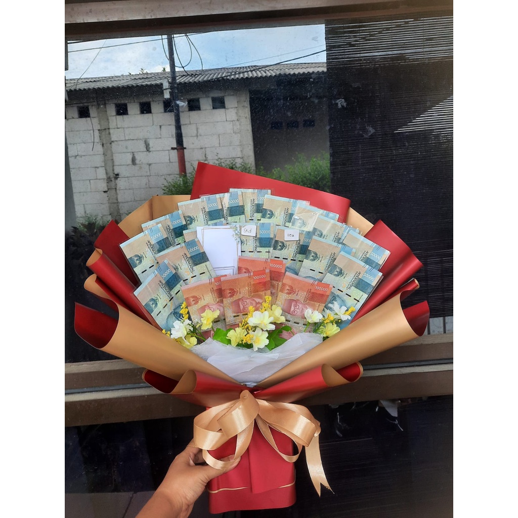 Jual Buket Uang/ money Bouquet / isi 1jt - 2.5jt / Bouquet wisuda ...
