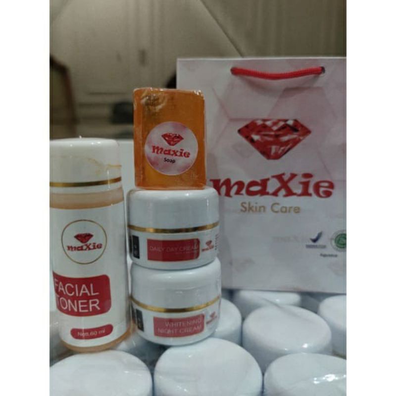 Jual MAXIE GLOW SKINCARE | Shopee Indonesia