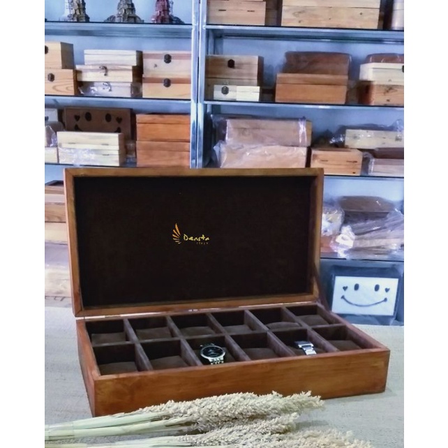 Jual Tempat jam tangan isi 12 full kayu jati belanda | Shopee Indonesia