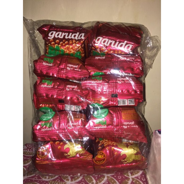 Jual Snack Pilus Garuda Pedas (satu pak isi 20 pcs) | Shopee Indonesia